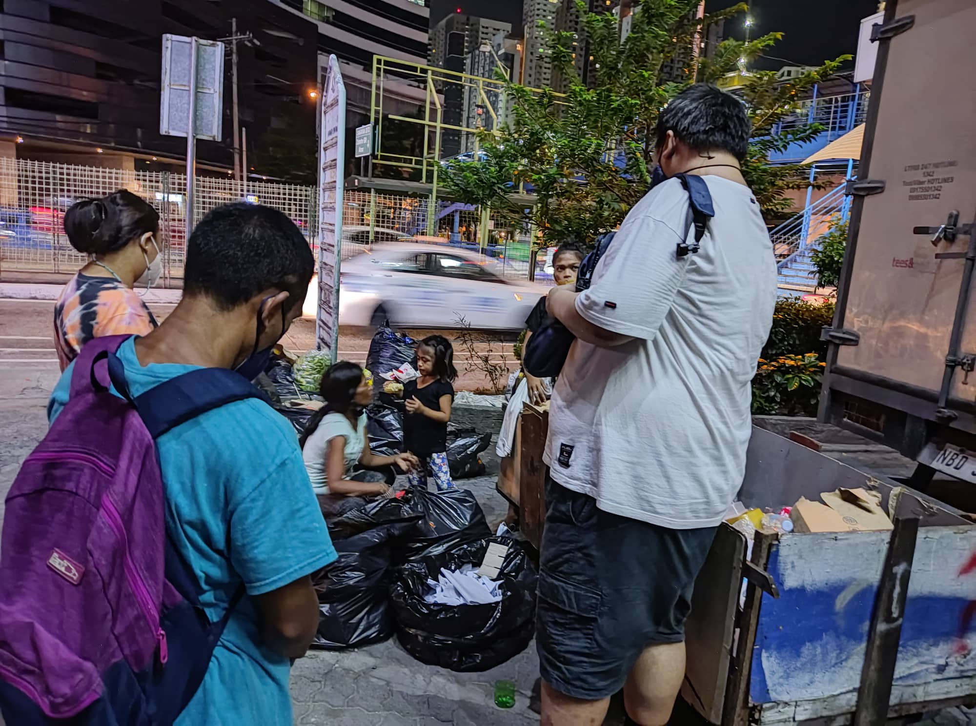Street Believers: New Life for Street Dwellers - Servants to Asia's ... Street Believers: New Life for Street Dwellers - Servants to Asia's ...